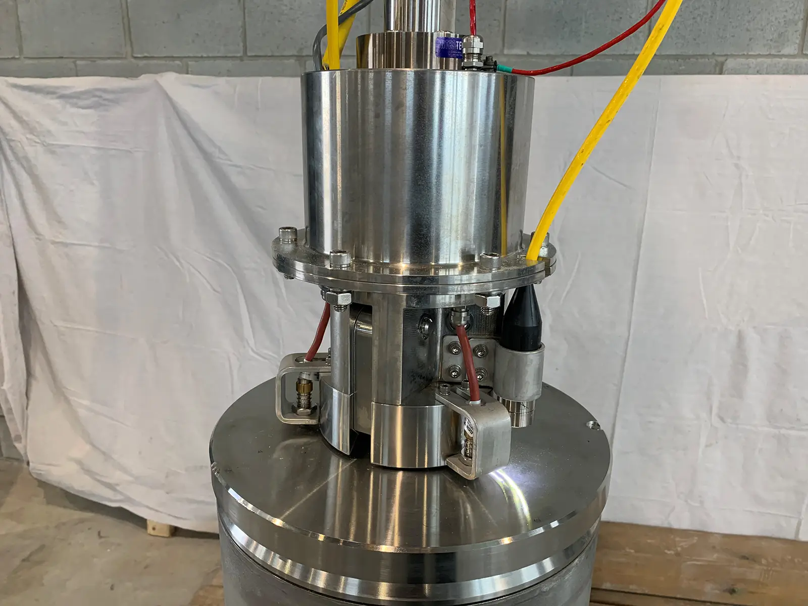 Fissile Material Grapple - CCNuclear